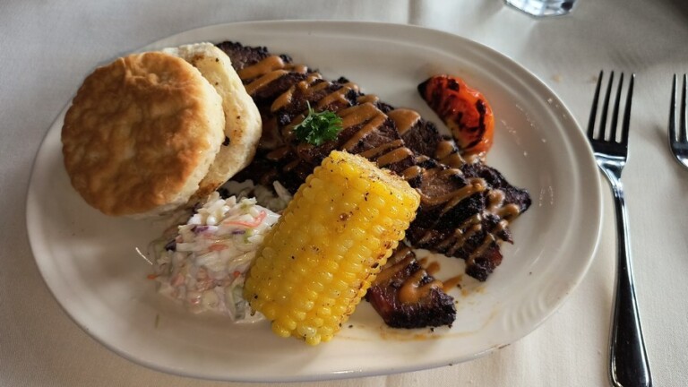 10 Best Restaurants in the Grand Canyon + MAP