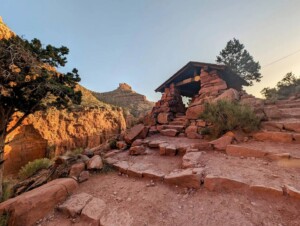 Rim to Rim Grand Canyon Hiking Guide + Trail Map